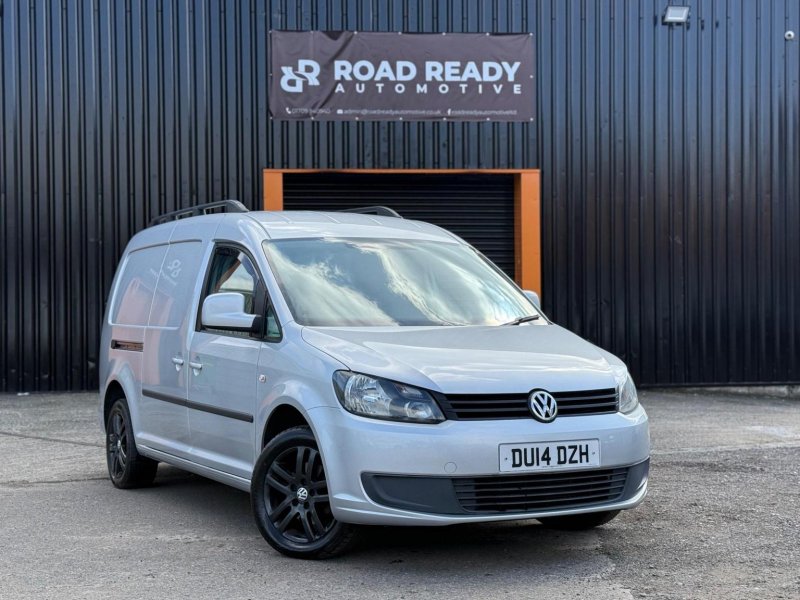 Used VOLKSWAGEN CADDY MAXI 2014 Silver in Rotherham, South Yorkshire ...